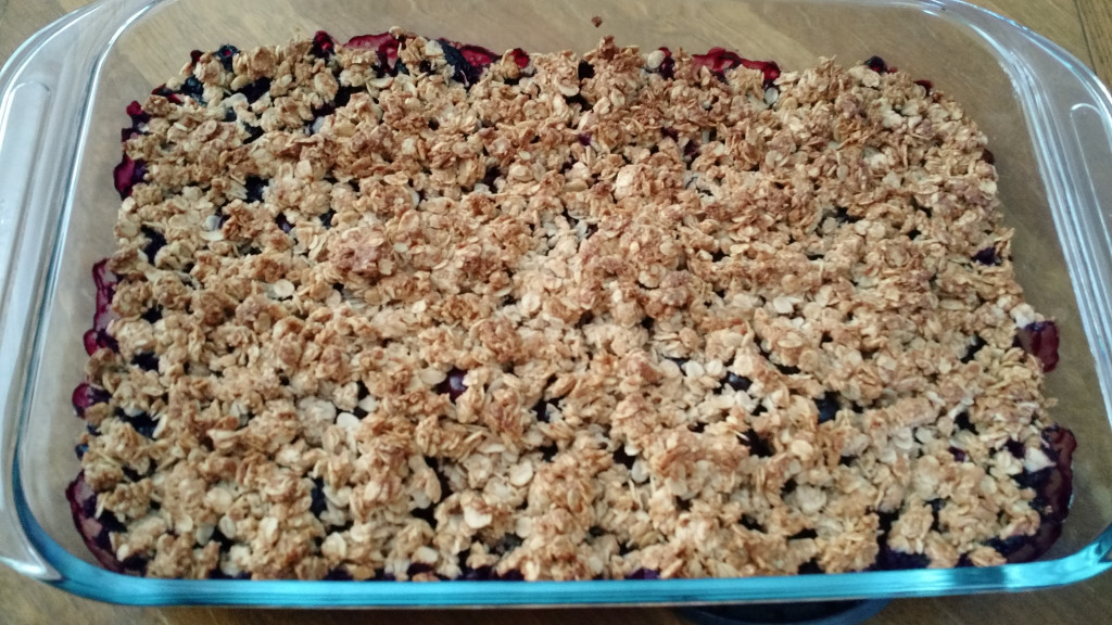 Fruity and Delicious Crumbly Cake | HubPages