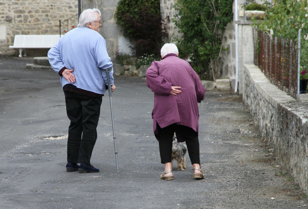 Helping Elderly Relatives Stay Independent | HubPages
