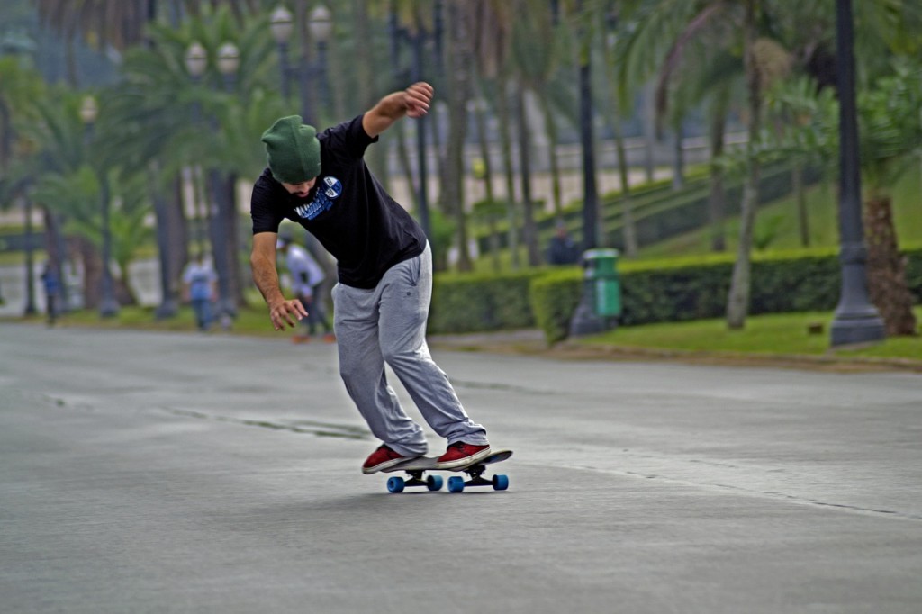 What Longboard Skateboard is the Best for You? A Complete Guide for ...