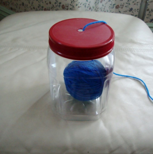 Yarn Dispenser Containers