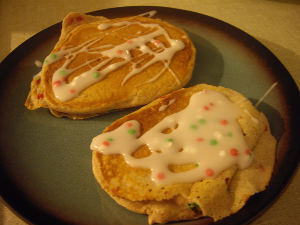 How To Make Festive Confetti Pancakes From Scratch and From a Baking ...